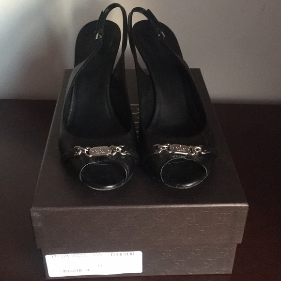 Gucci | Shoes | Gucci Nappa Moorea Sandals | Poshmark